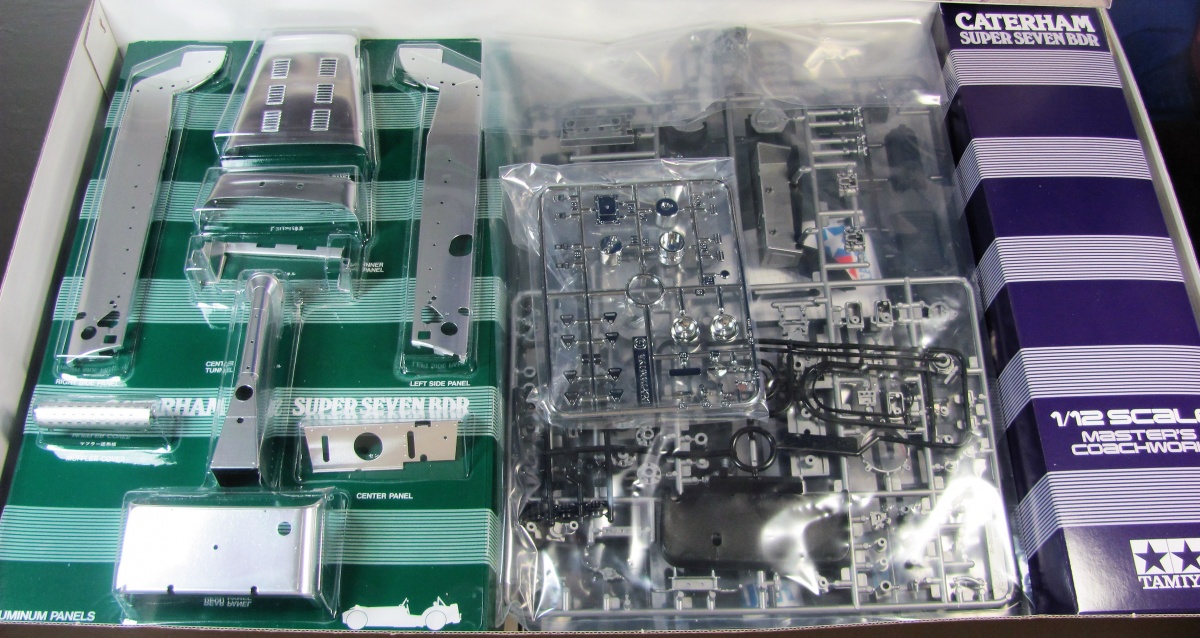 Caterham Super Seven BDR 2017 1/12 - Tamiya | Car-model-kit.com