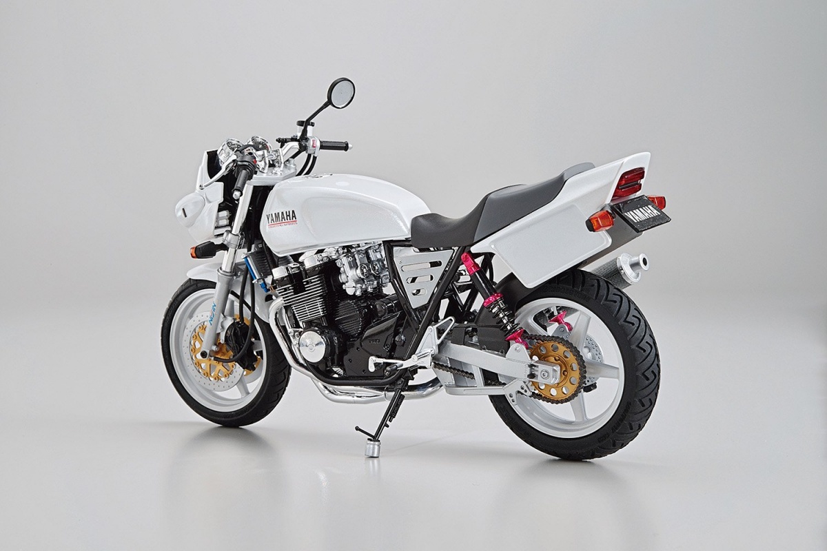 Yamaha 4HM XJR400S '94 w/Custom Parts 1/12 - Aoshima | Car-model-kit.com